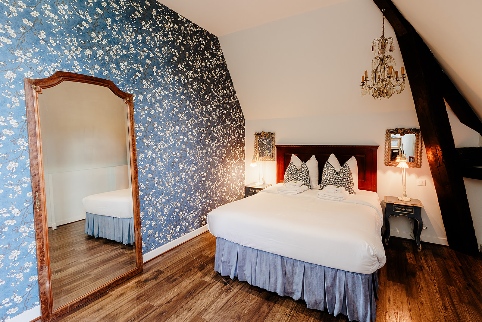 Wedding venue in France with accommodation for 96 guests - Chateau de ...